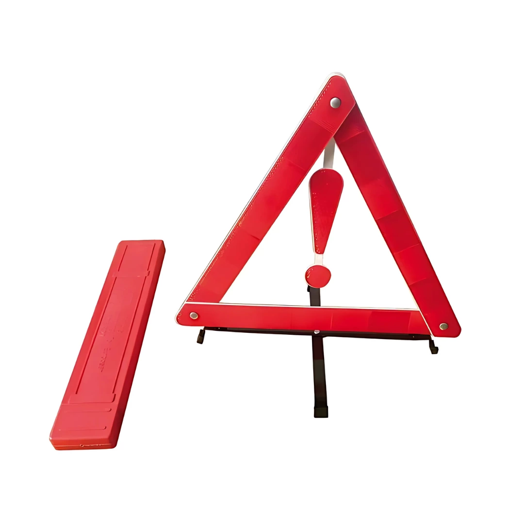 CAR REFLECTIVE TRIANGLE ACCORDING TO ECER 2 - Pavlou